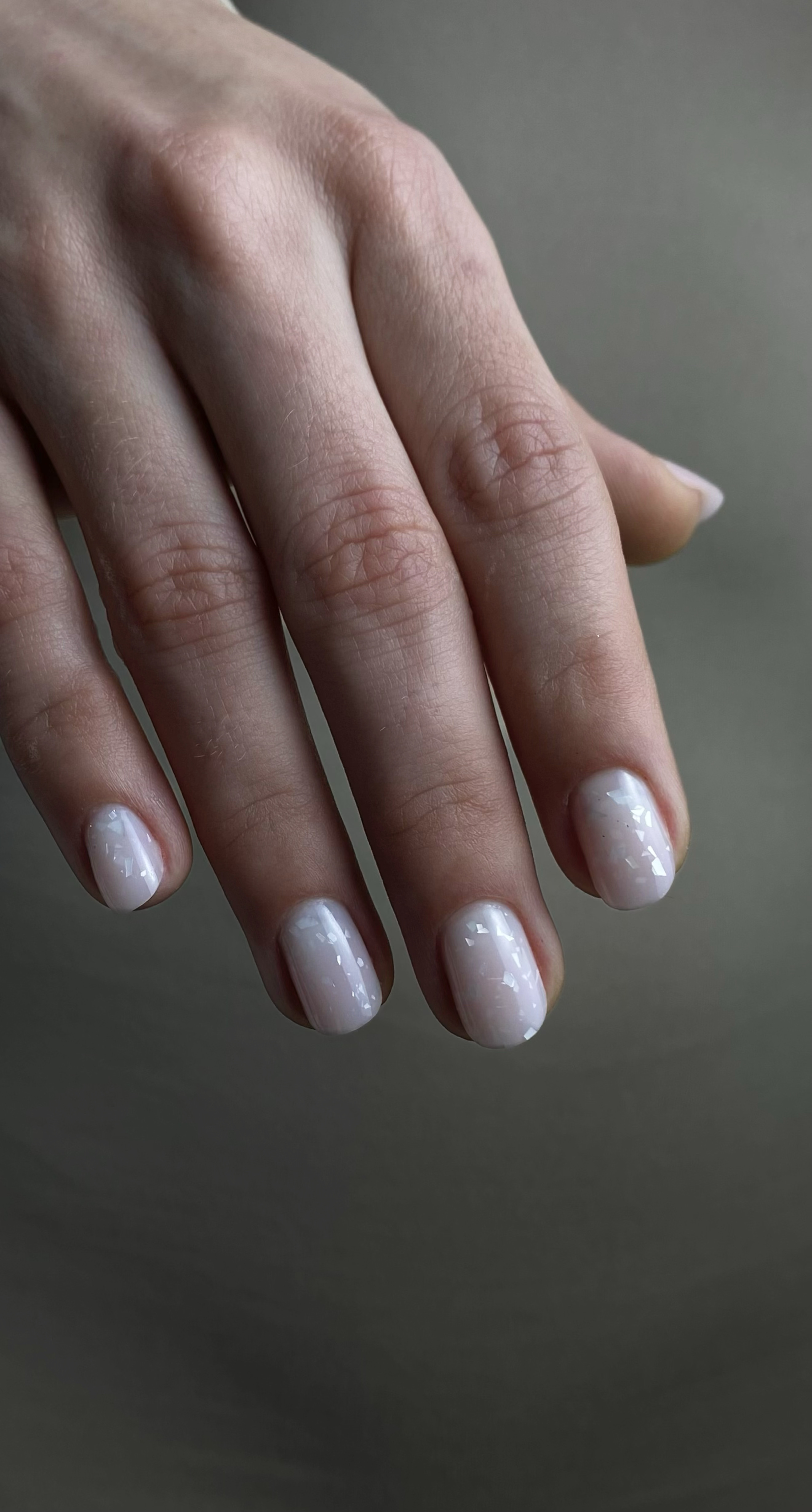 Rubber base NailsUp Sapphire Flakes 01 10ml | NailsUp.ro